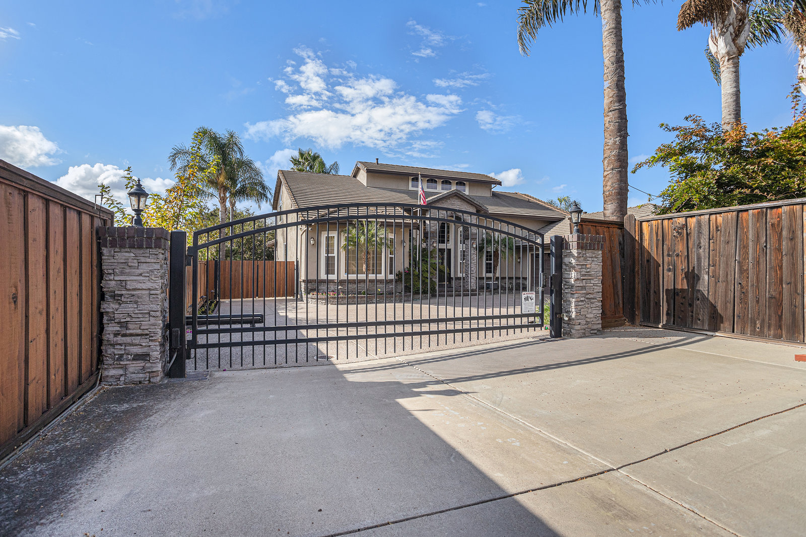 4380 Travale Place