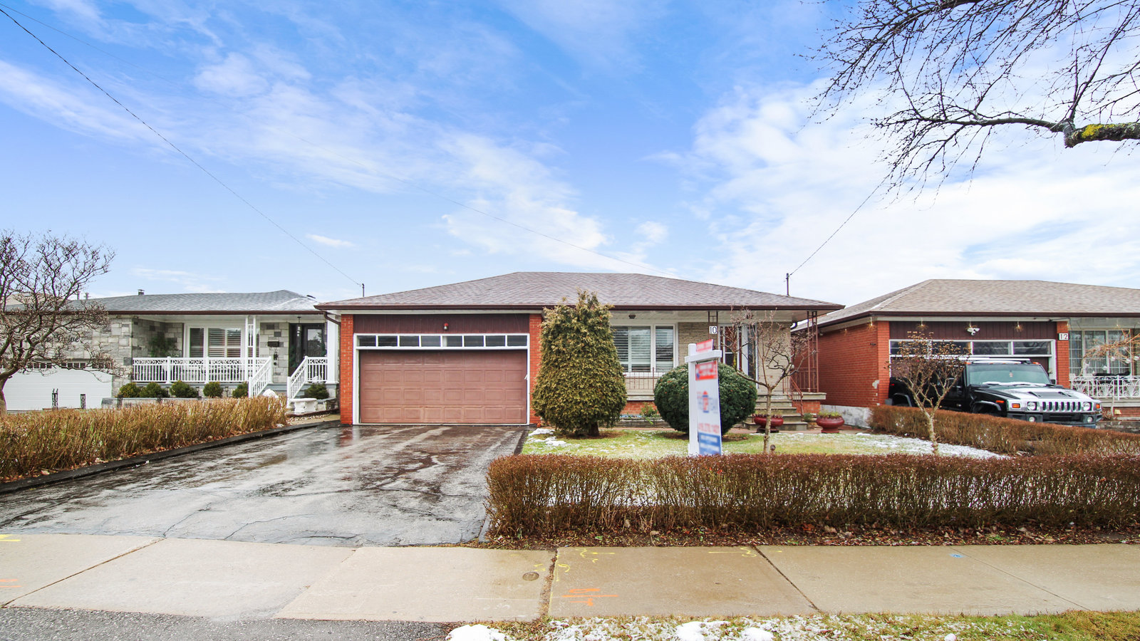 10 Lomar Drive