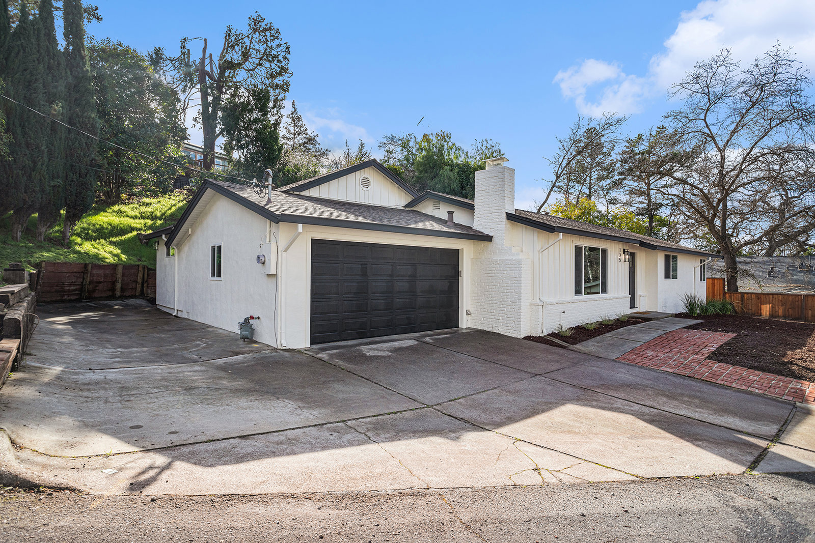 135 Summit Road