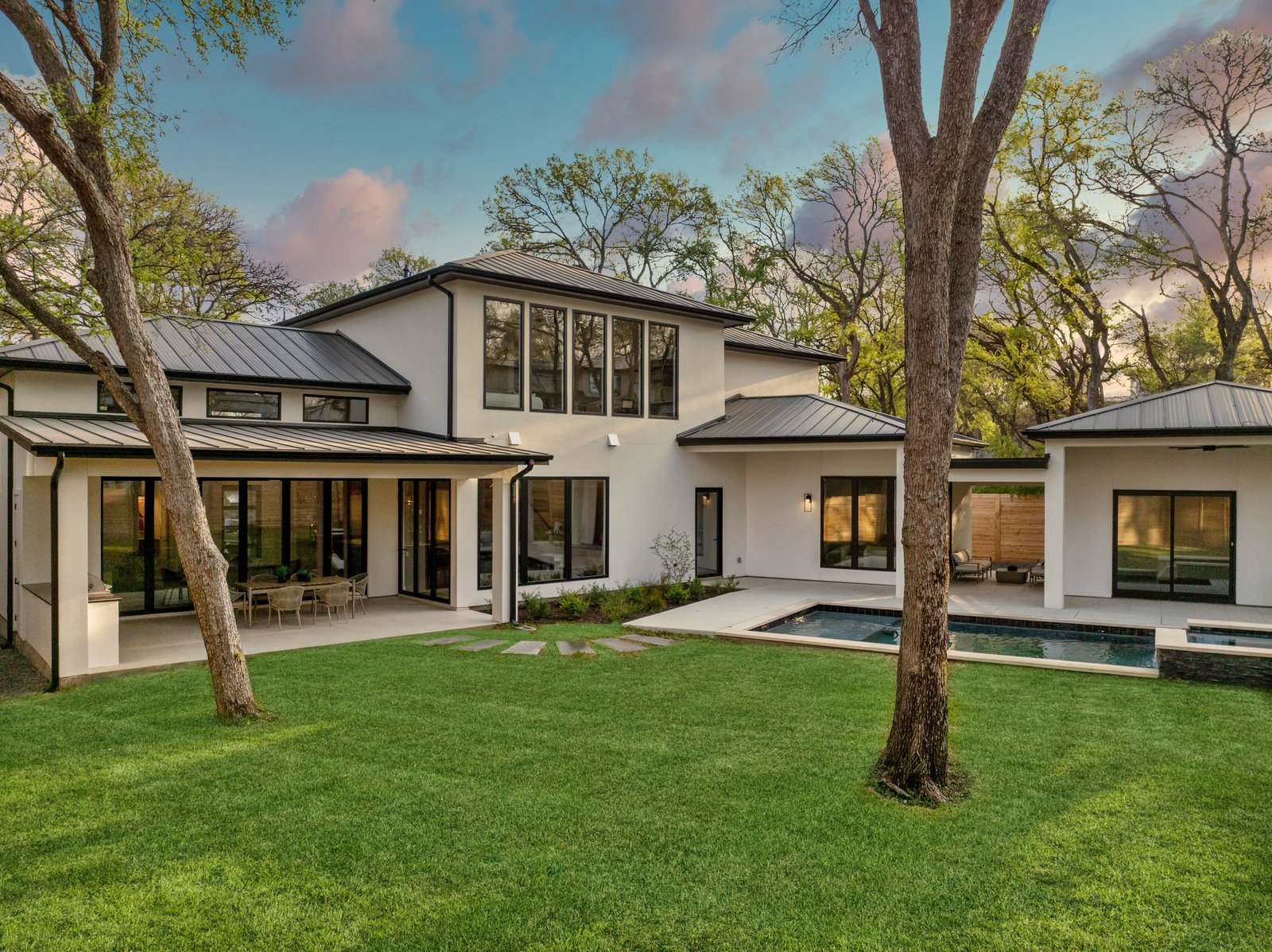 The Rae House | Kuper Sotheby's International Realty