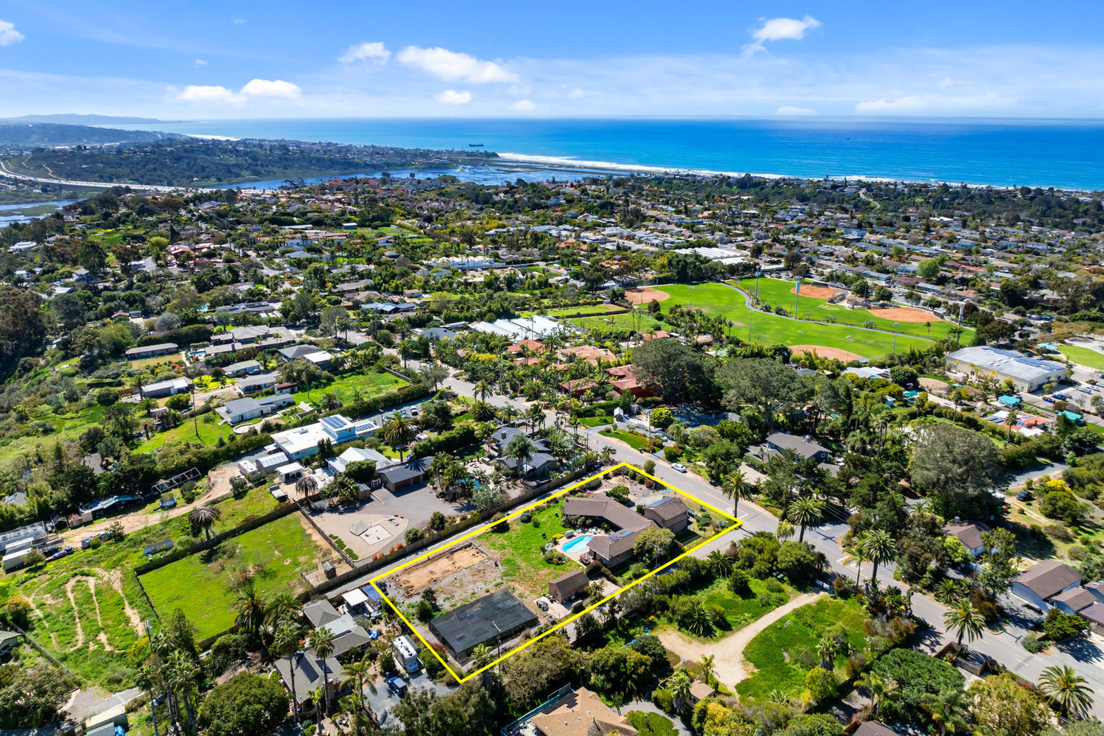 1611 Crest Dr, Encinitas, CA, 92024 | Rela