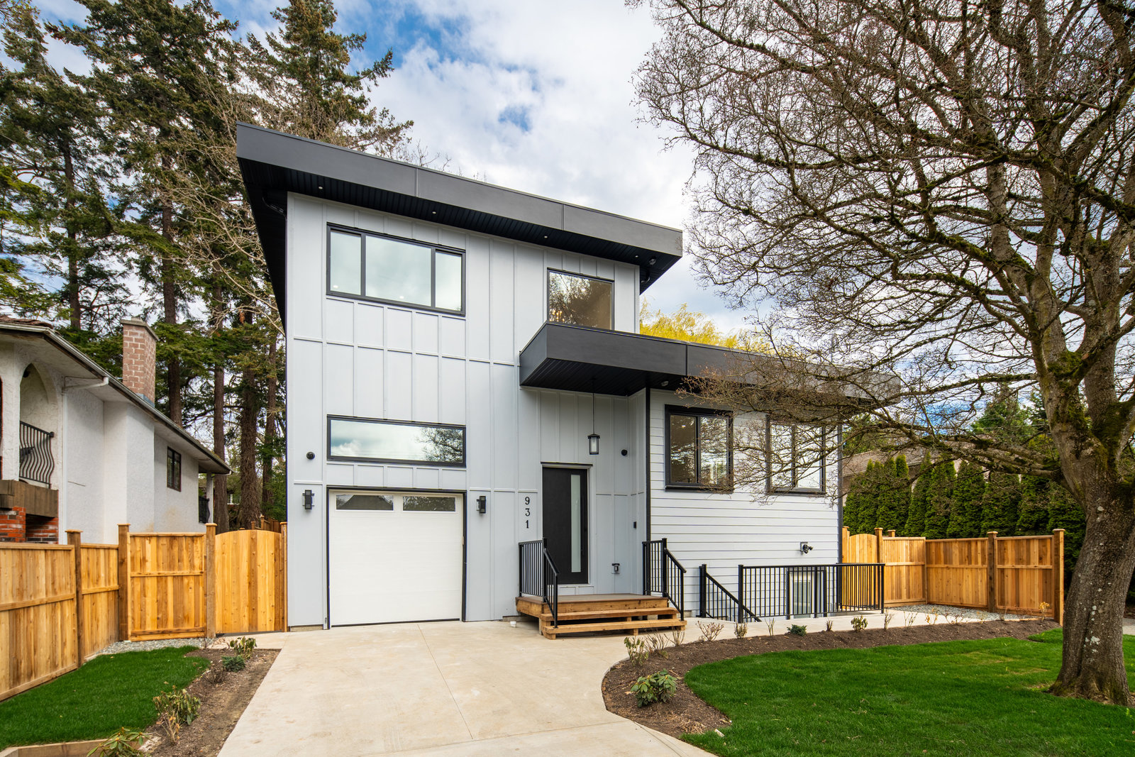 931 Redfern Street