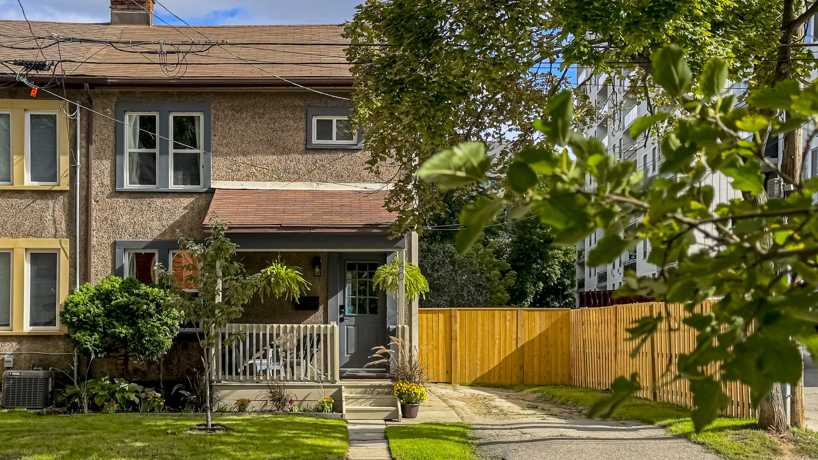 40 Hess Street North