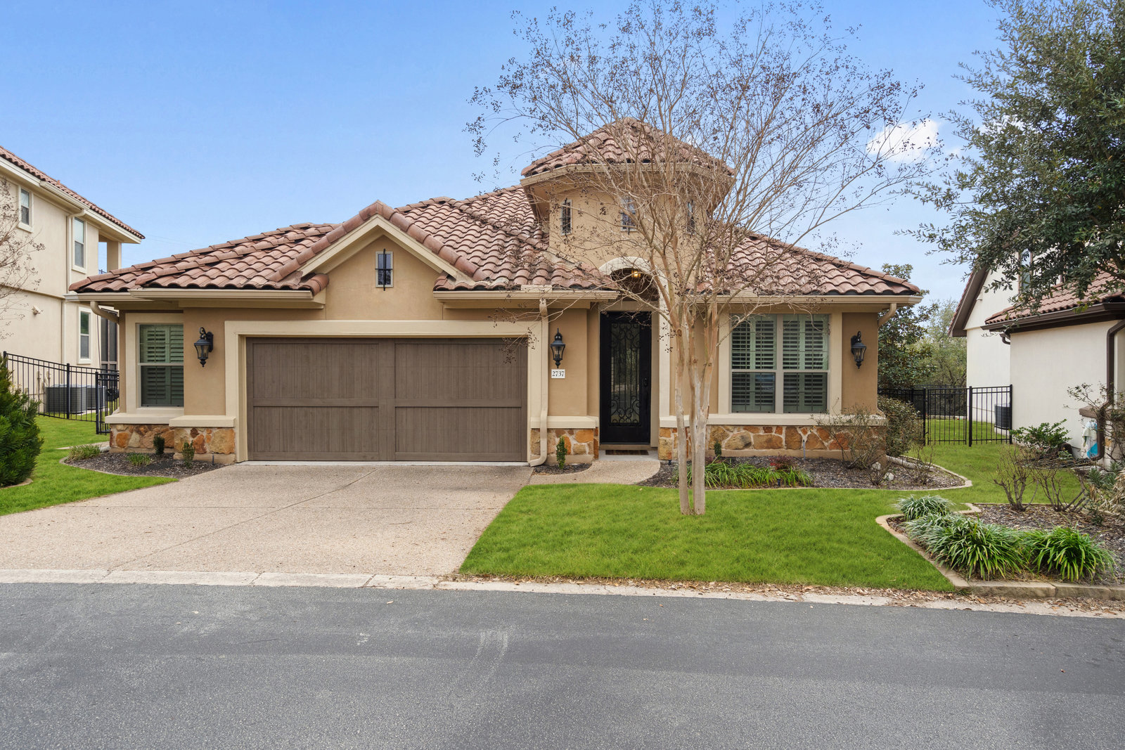 2737 Old Course Dr