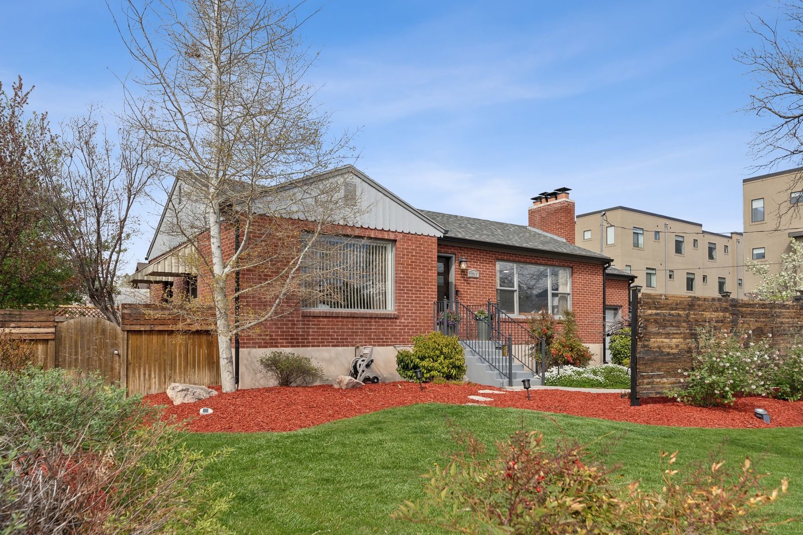 1385 East 3900 South | The Group Real Estate, LLC