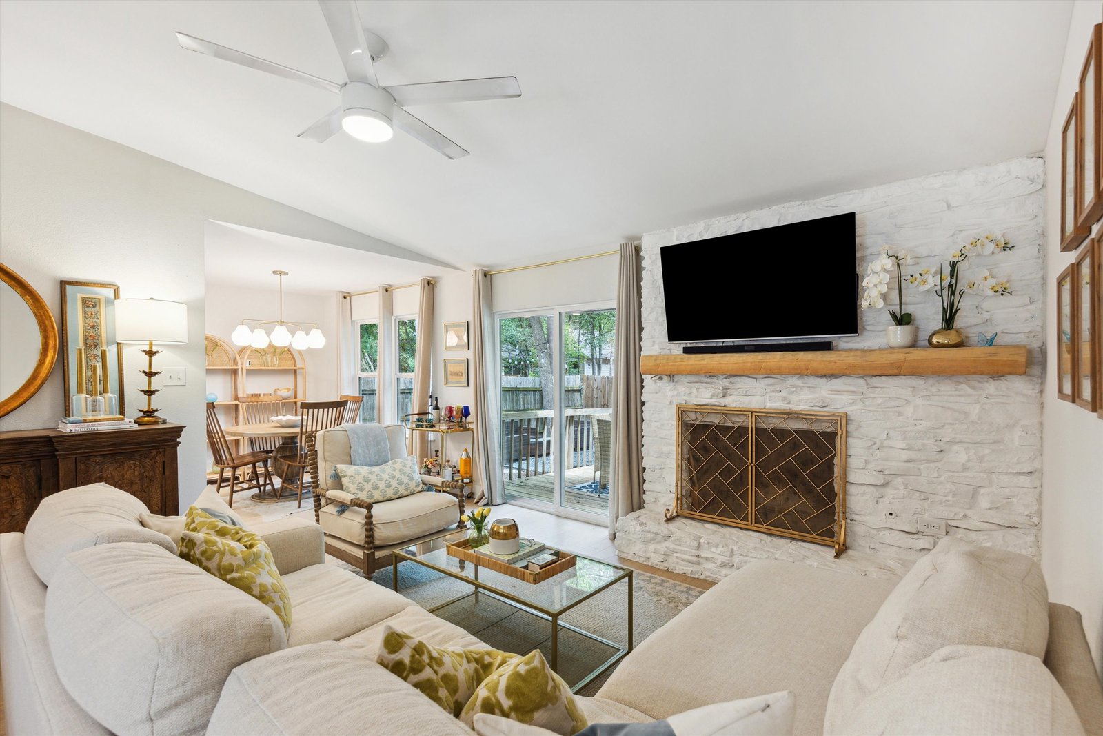 Updated South Austin Gem with Private Backyard Oasis | Kuper Sotheby's ...