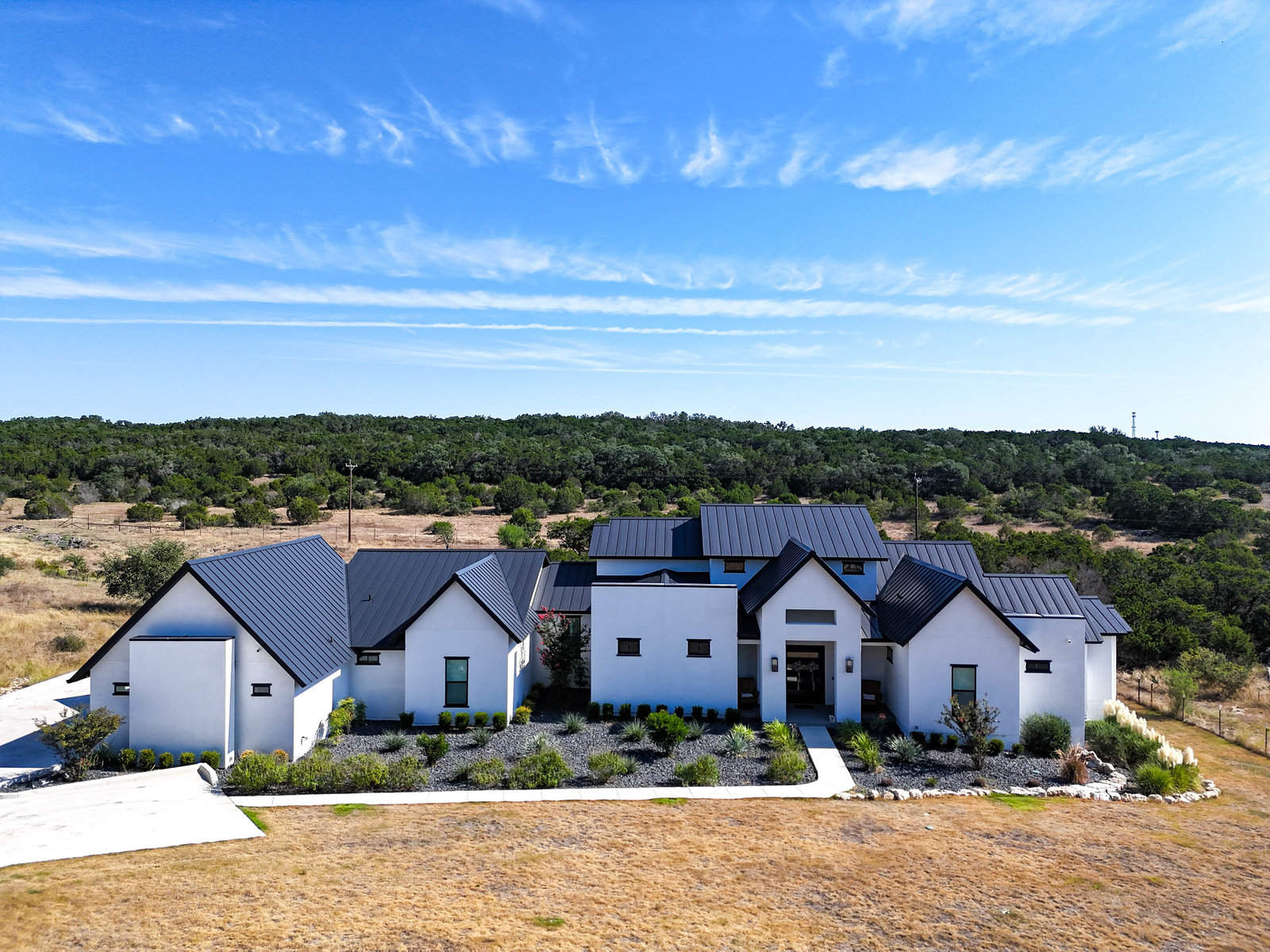 Breathtaking Contemporary Single-Story Home on 1.44 Acres | Kuper ...