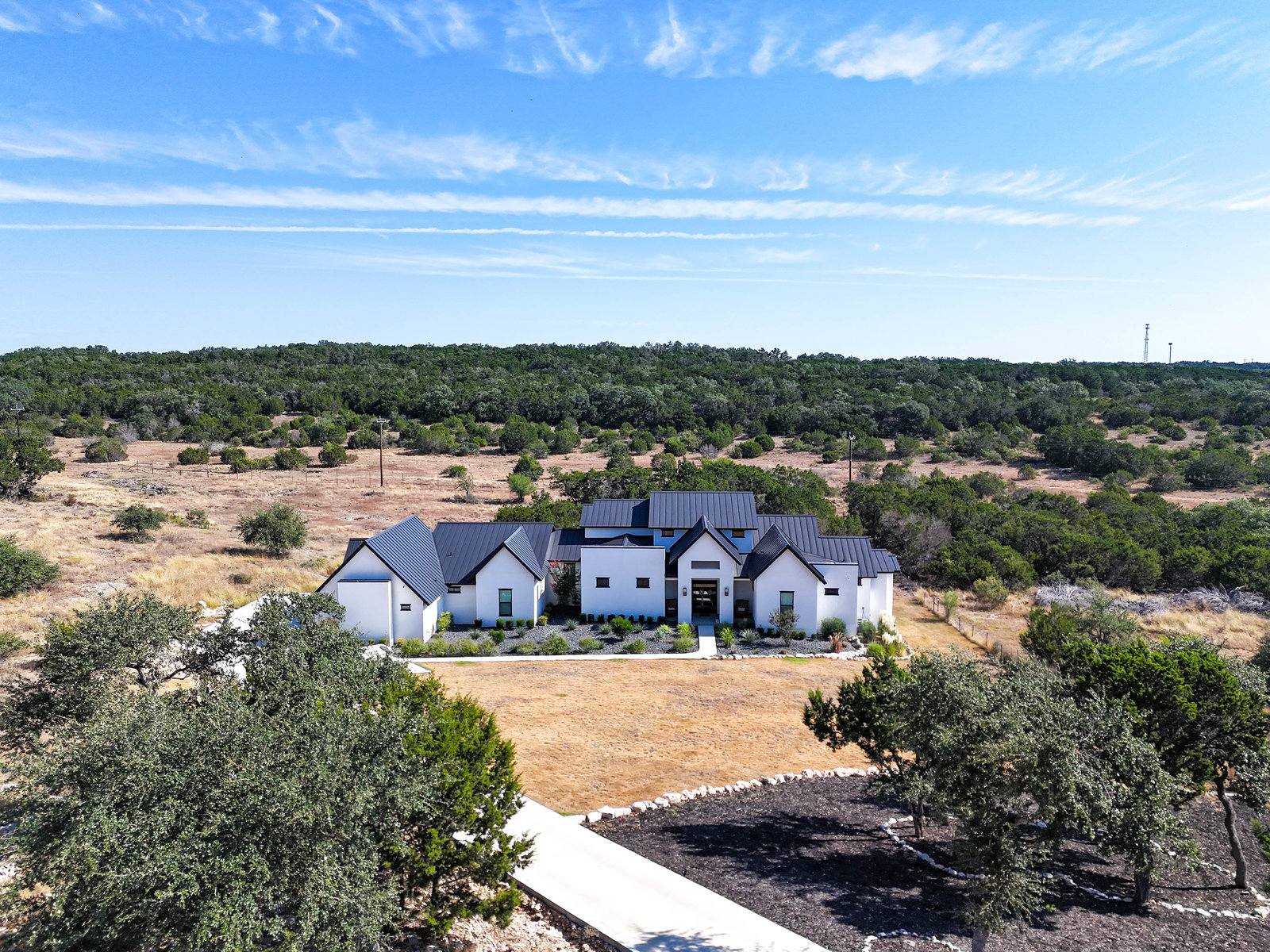Breathtaking Contemporary Single-Story Home on 1.44 Acres | Kuper ...