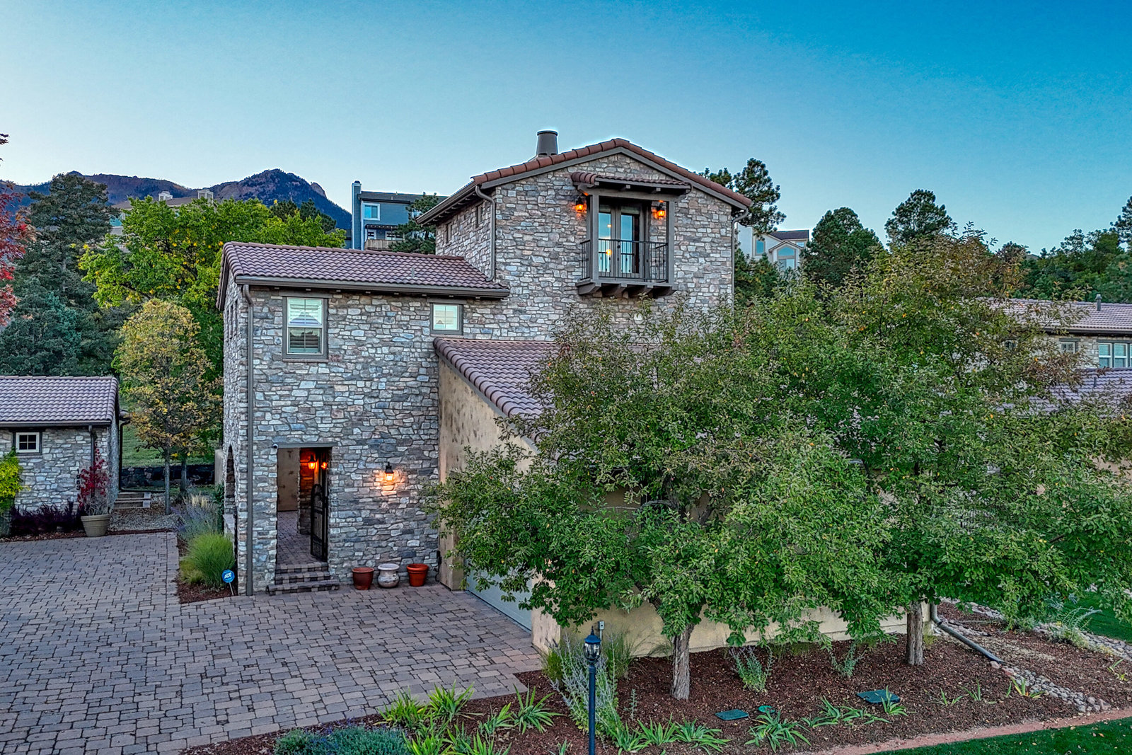1969 LA Bellezza Grv, Colorado Springs, CO, 80919 | Rela