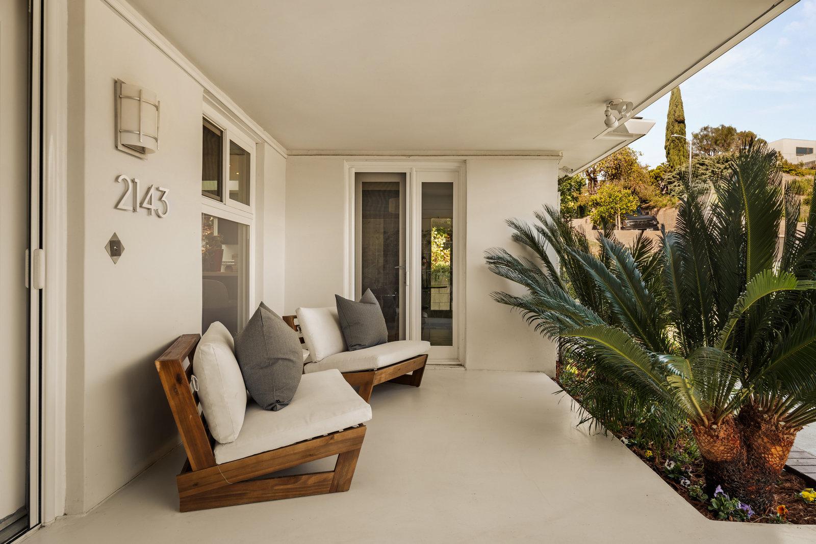 2143 North Hobart Boulevard, Los Feliz