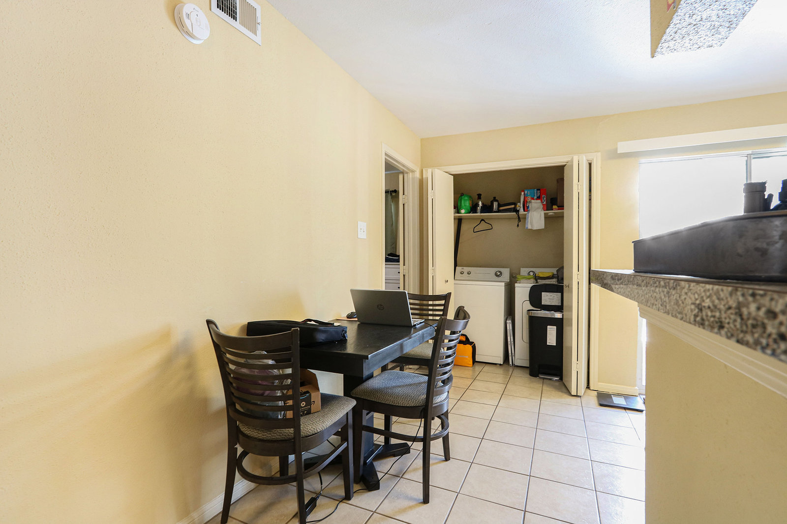 3506 1407 Cove View