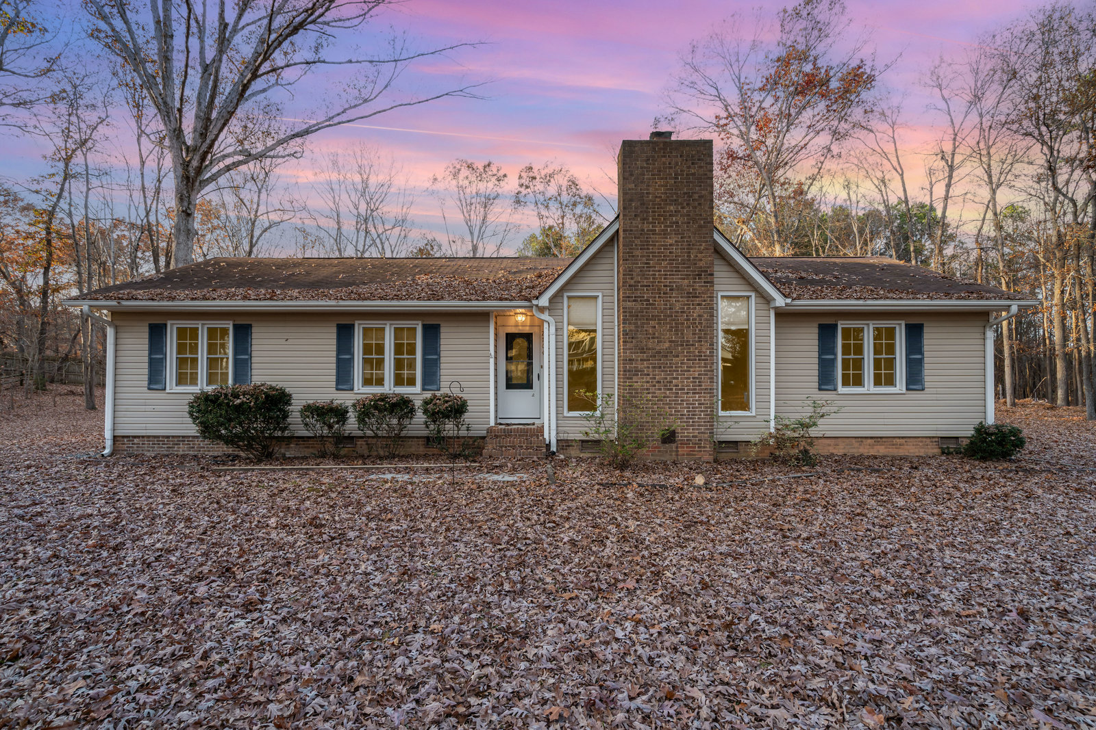 2704 Leisure Drive