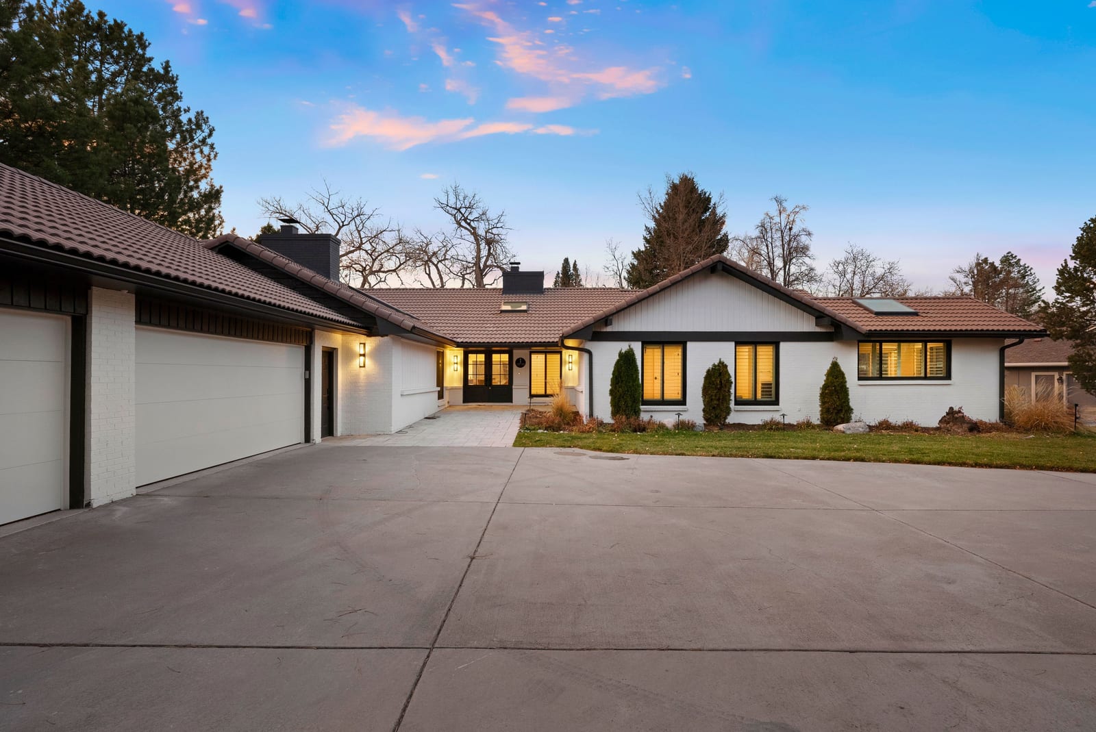 1 Club Lane | LIV Sotheby's International Realty