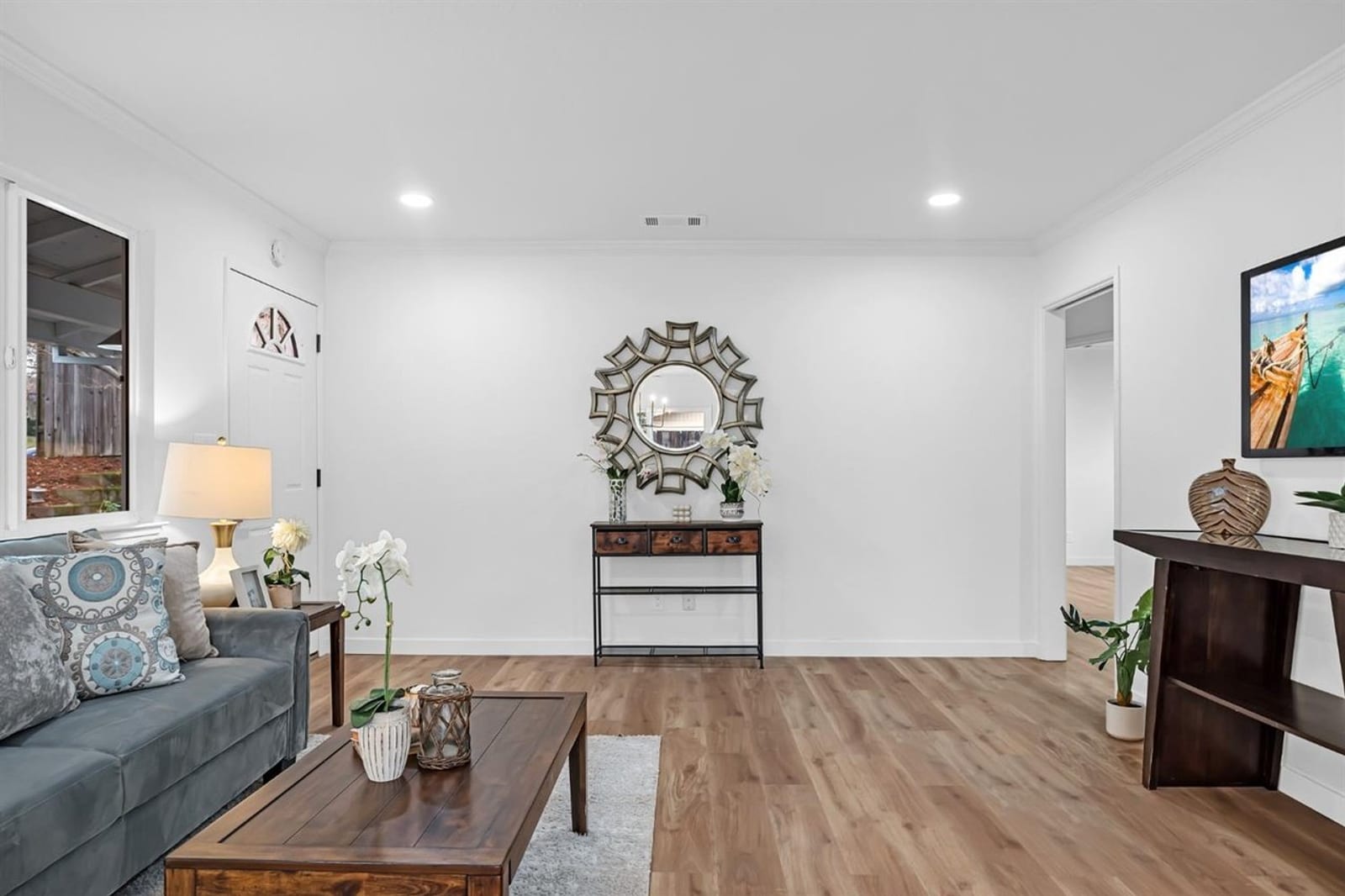 5543 Bellingham Way