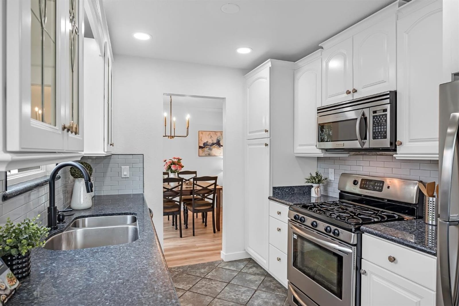 5543 Bellingham Way