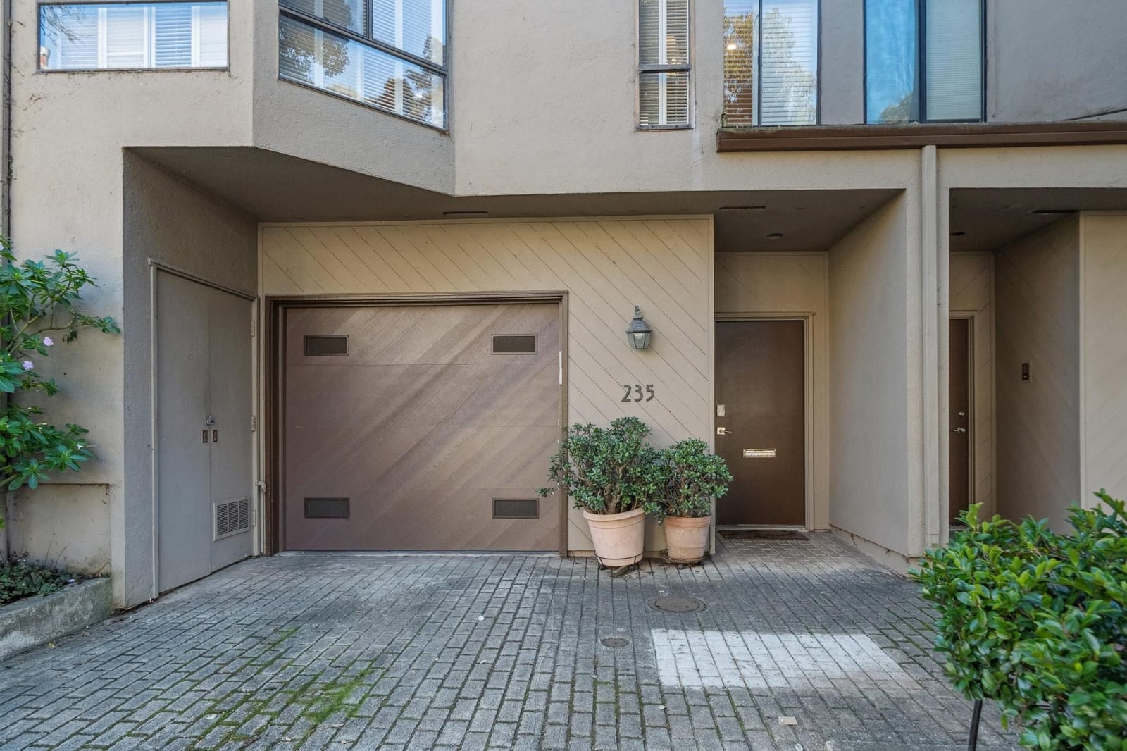 235 N. Lake Merced Hills