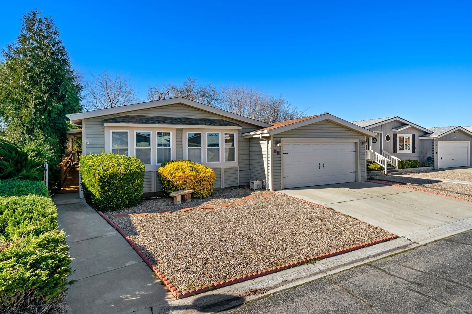 1220 Bennett Way #83