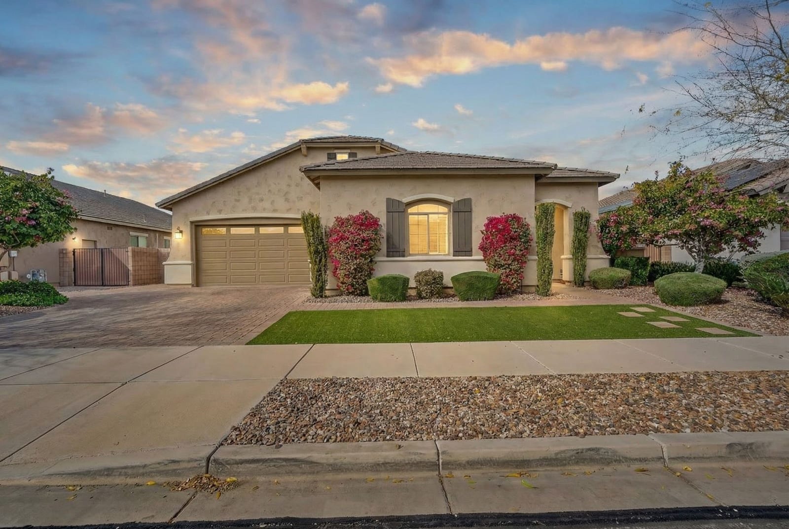 20200 E Nighthawk Way | REAL BROKER