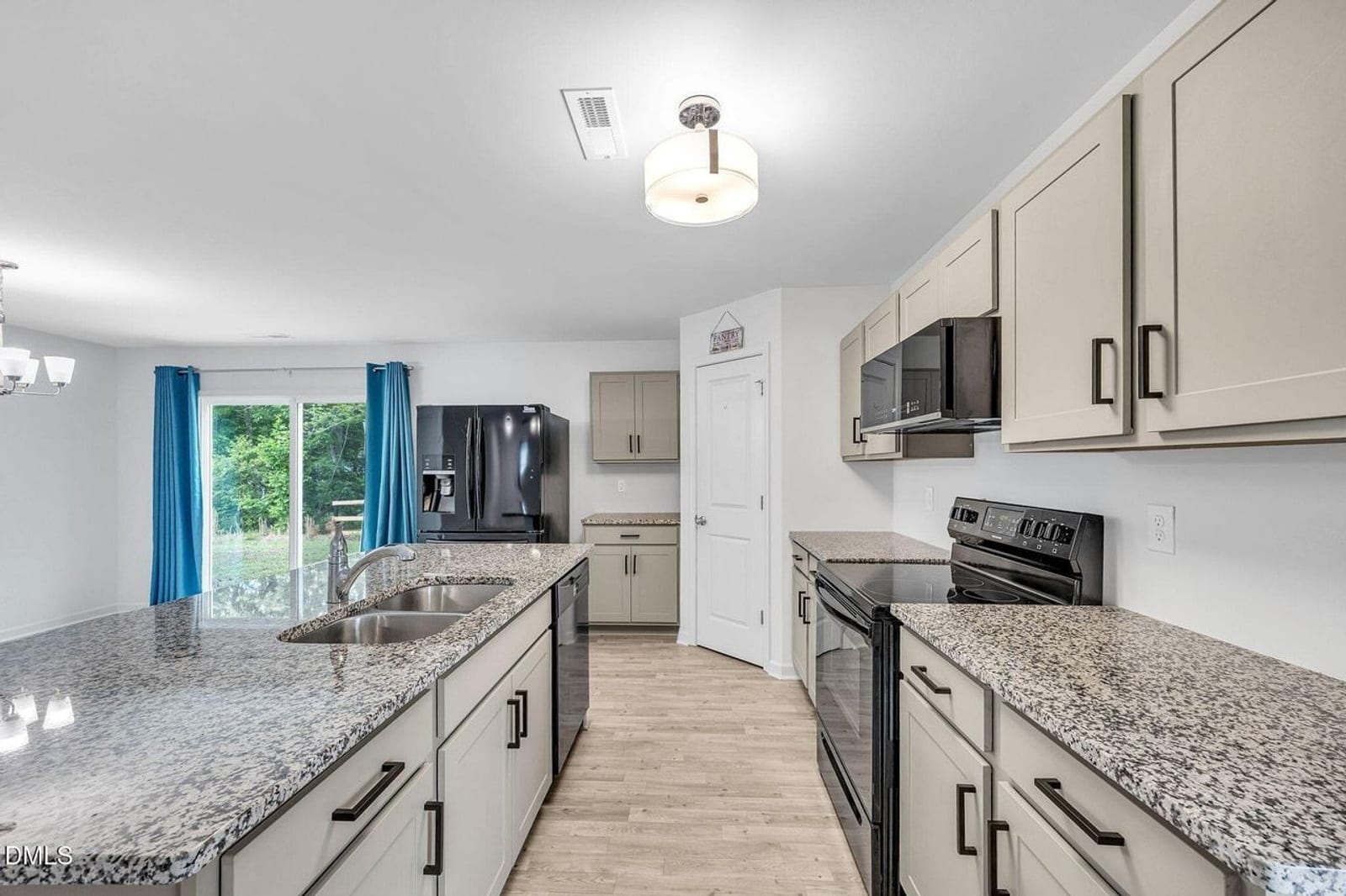 177 Yellowwood Ave